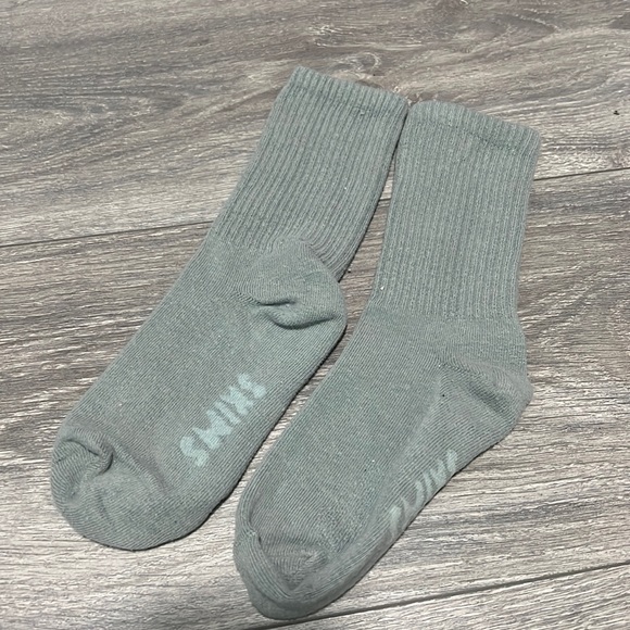 SKIMS | Intimates & Sleepwear | Skims Socks | Poshmark